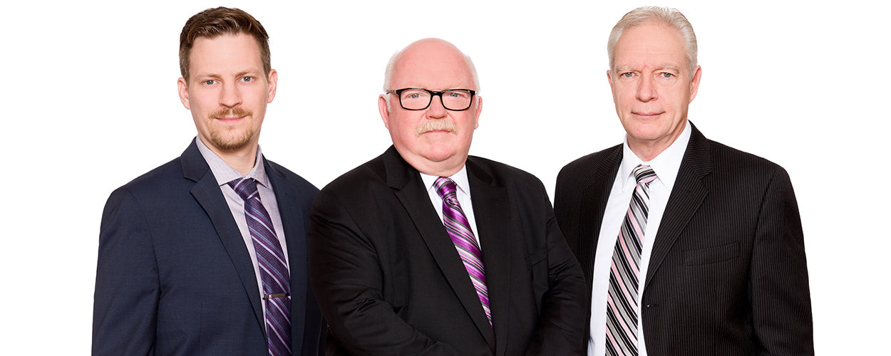 Finance Headshots Photography for Grant Thornton LLP – BusinessPortraits.ca